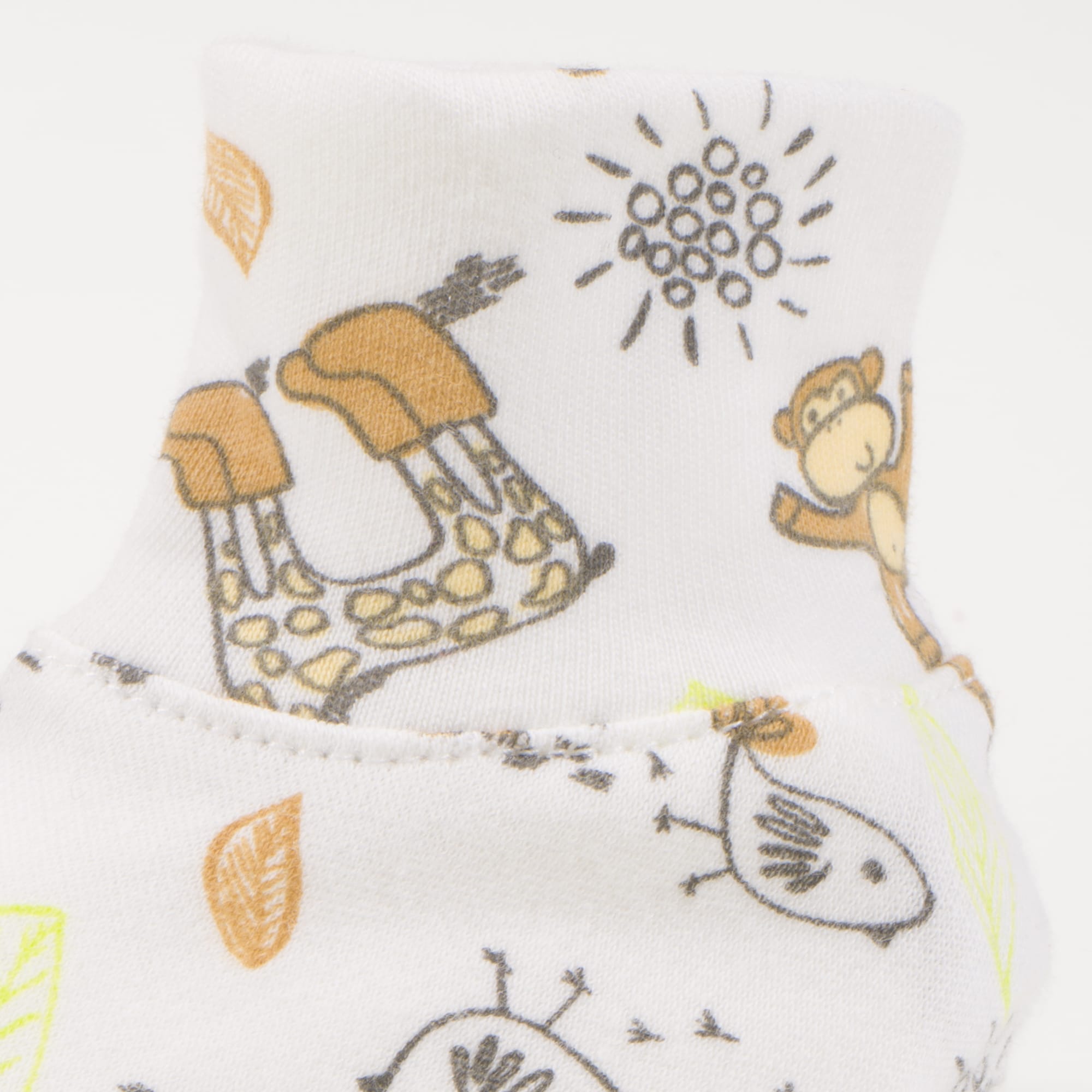 Botosei imprimeu model jungle la 11.95Lei | liloo